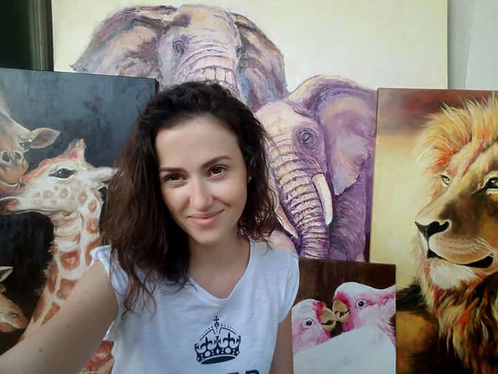 Victoria Batin a decis să facă psihologie și prin artă. Admiră-i ...