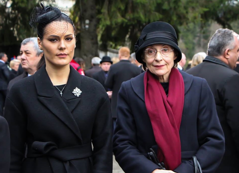 Alina Zotea și Corina Fusu, la funeraliile Regelui Mihai! Au respectat ...