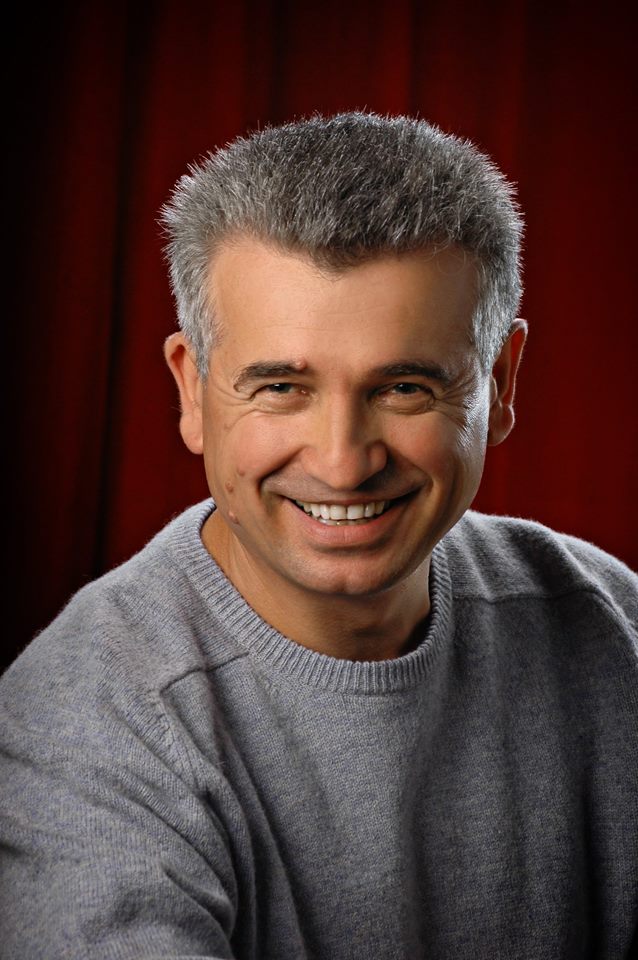 La mulți ani, Vasile Cașu! Trecem în revistă rolurile și oamenii care i ...