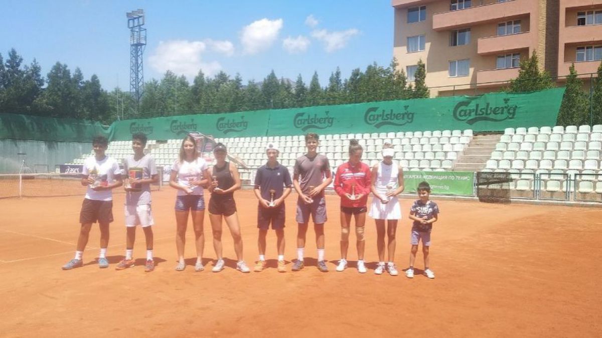 Tenis feminin moldovean: Ecaterina Malai a luat argintul la europenele ...