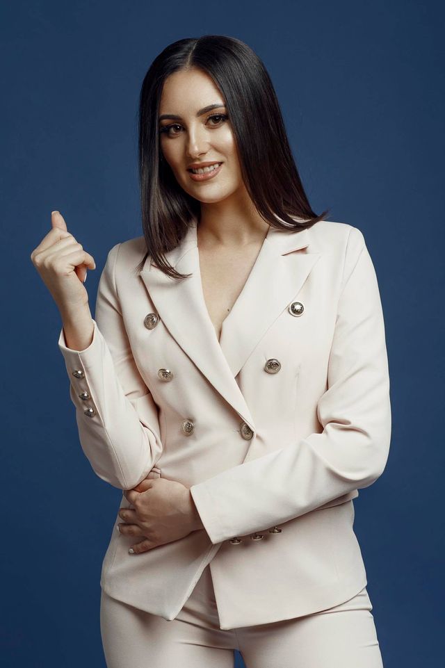 #10yearschallenge cu Doina Danielean: de la romantica incurabilă către ...