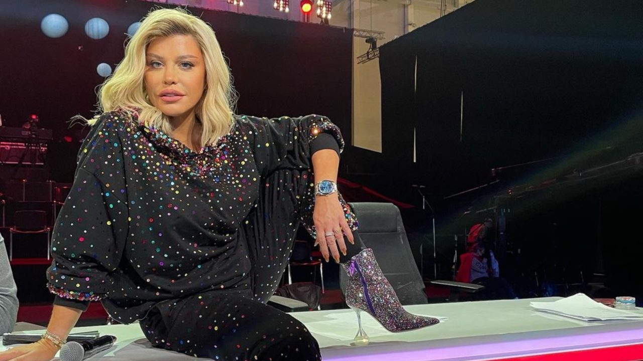 Loredana Groza, dans provocator la bară! Internauții au asociat-o cu ...