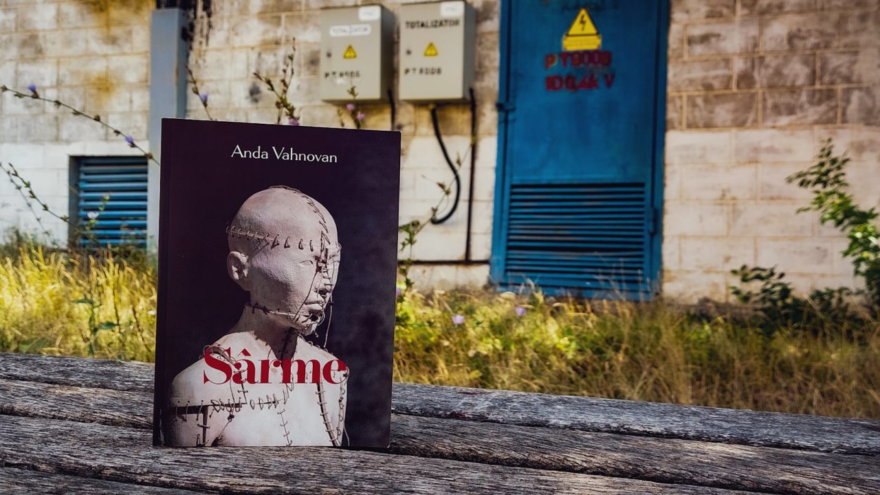 „Am scris primul poem pe versoul unei facturi”. Cronică sinceră despre ...