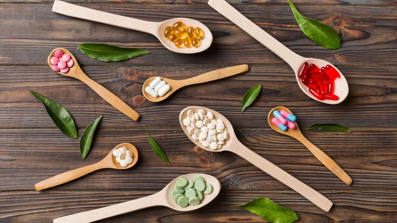 Suplimente și vitamine esențiale pentru un stil de viață sănătos la ...