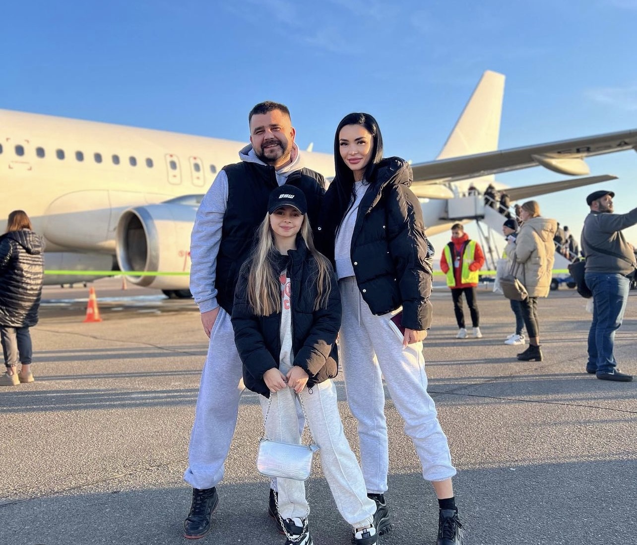 Familia Melnic va sărbători Paștele departe de casă. Vezi unde - ea.md