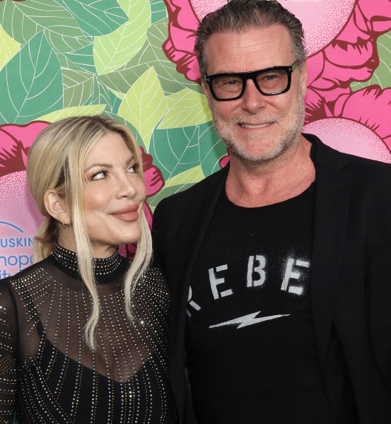 Starul din „Beverly Hills, 90210”, divortează după 18 ani de mariaj ...