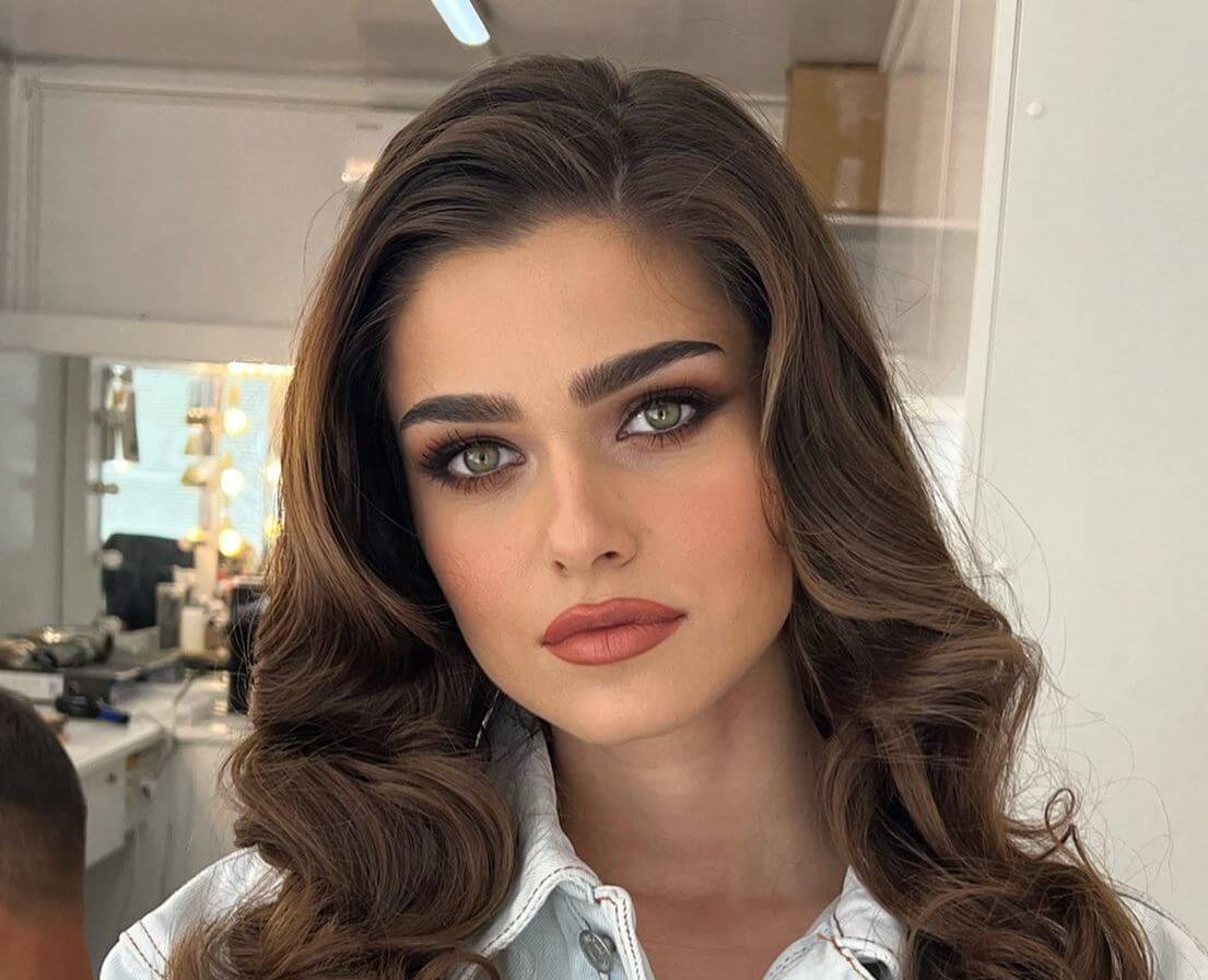 Sexy mama! Cum arată Theo Rose în costum de baie, la o lună după ce a născut - ea.md