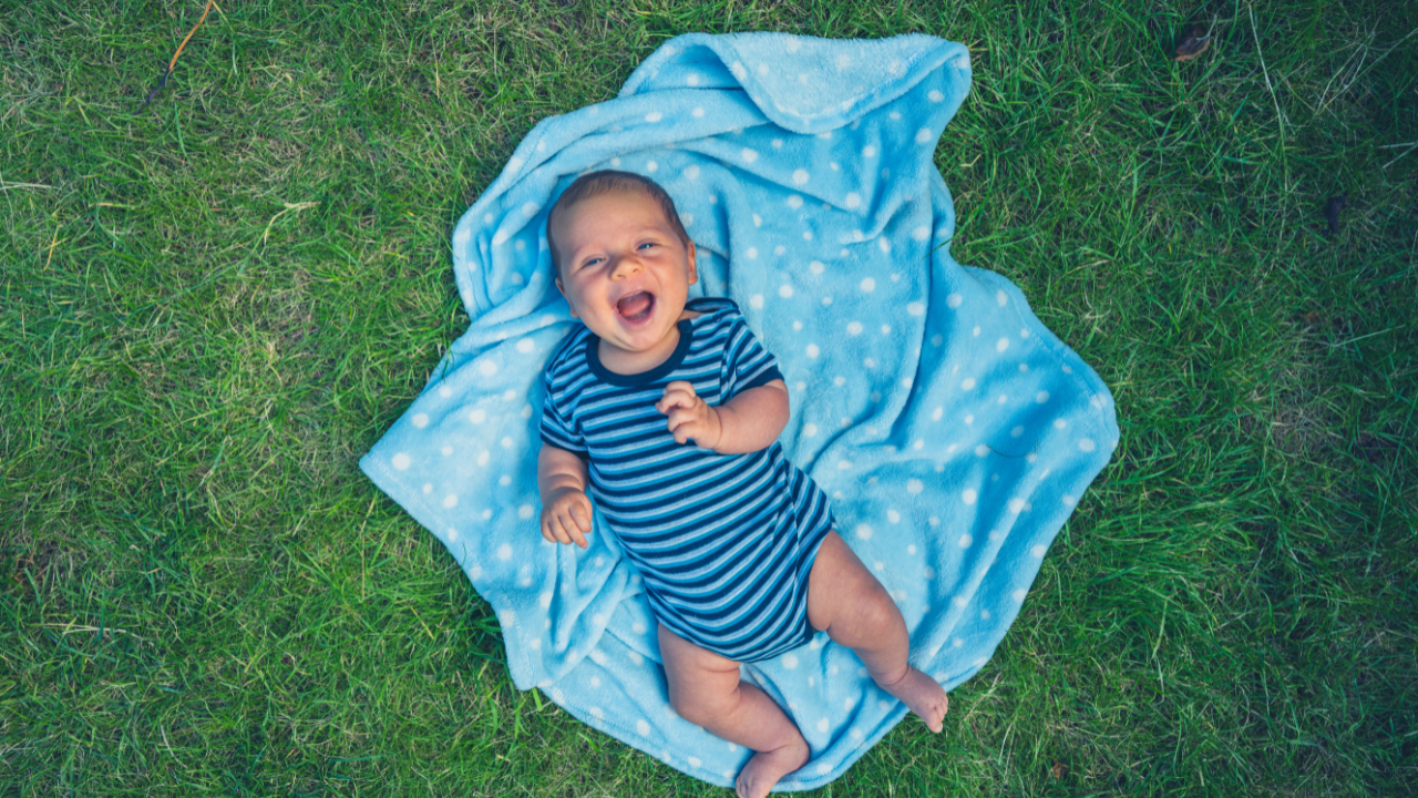 Sfaturi Cruciale pentru Protejarea Pielii Delicate a Bebelușilor în ...