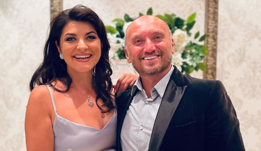 (Video) Olesea Sveclă în culmea fericirii! Ce cadou de Crăciun i-a ...