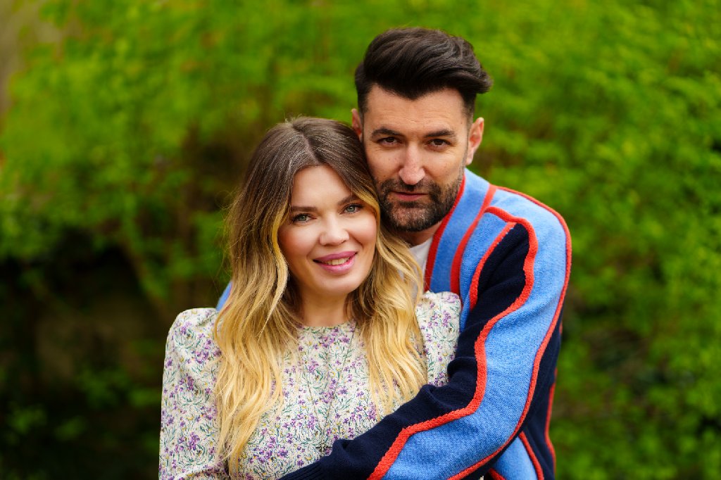 „Te-aș iubi de două ori” Smiley, mesaj emoționant pentru ziua de ...