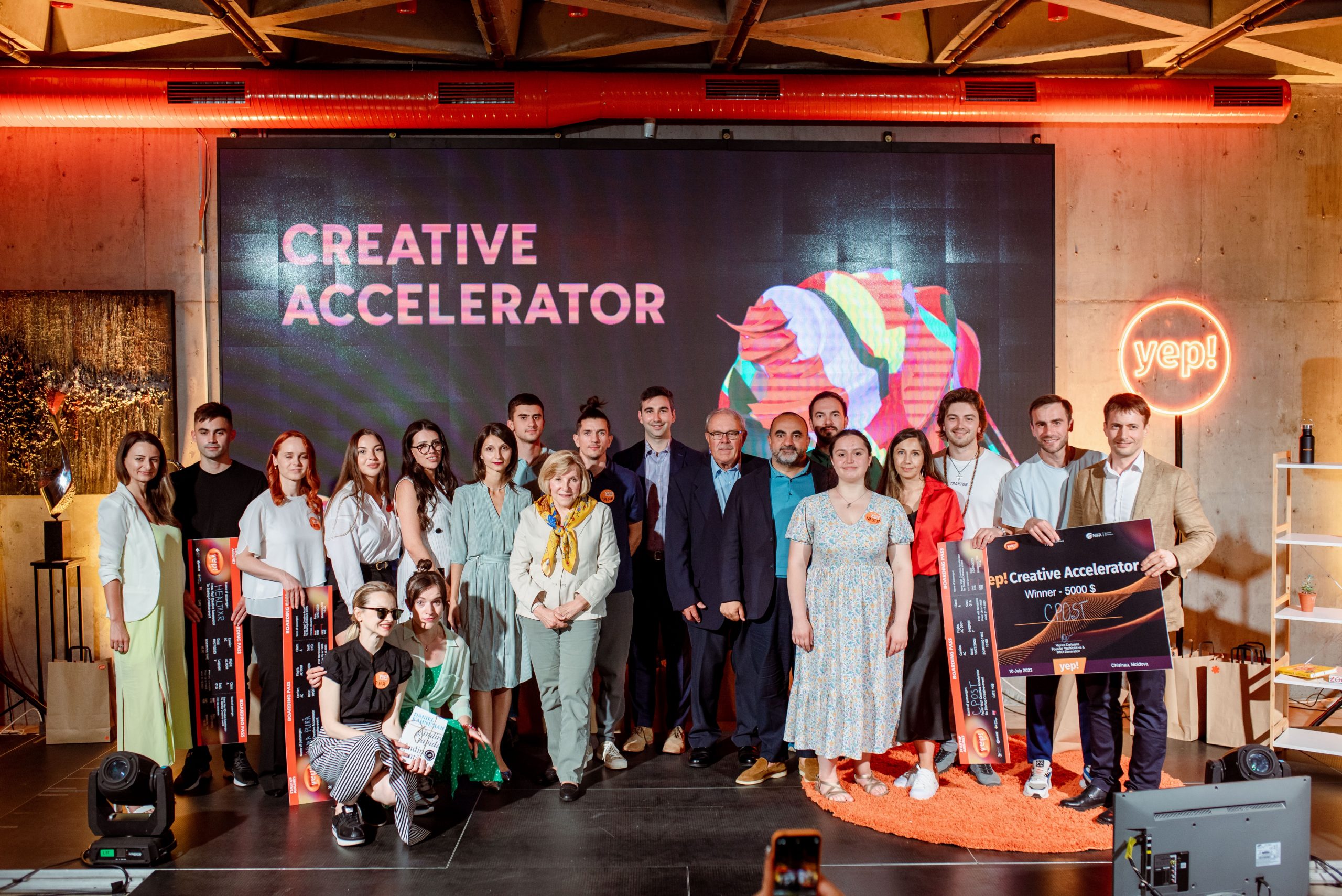 Ai un startup în createch? Dezvoltă-l în Creative Accelerator - ea.md