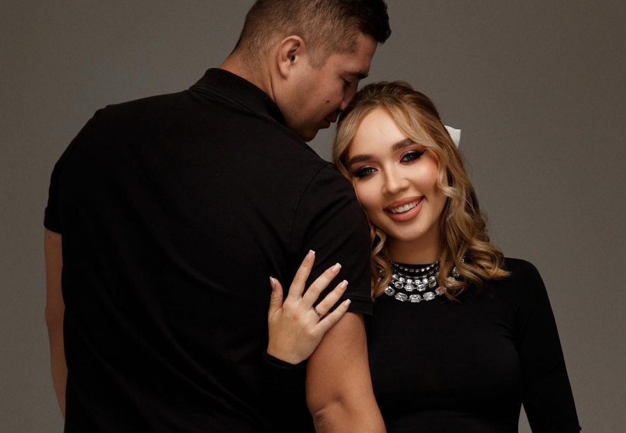 (Video) Camera roșie? Ce cameră și-au amenajat în casa lor, Katy Black și Cristian Cebotari - ea.md