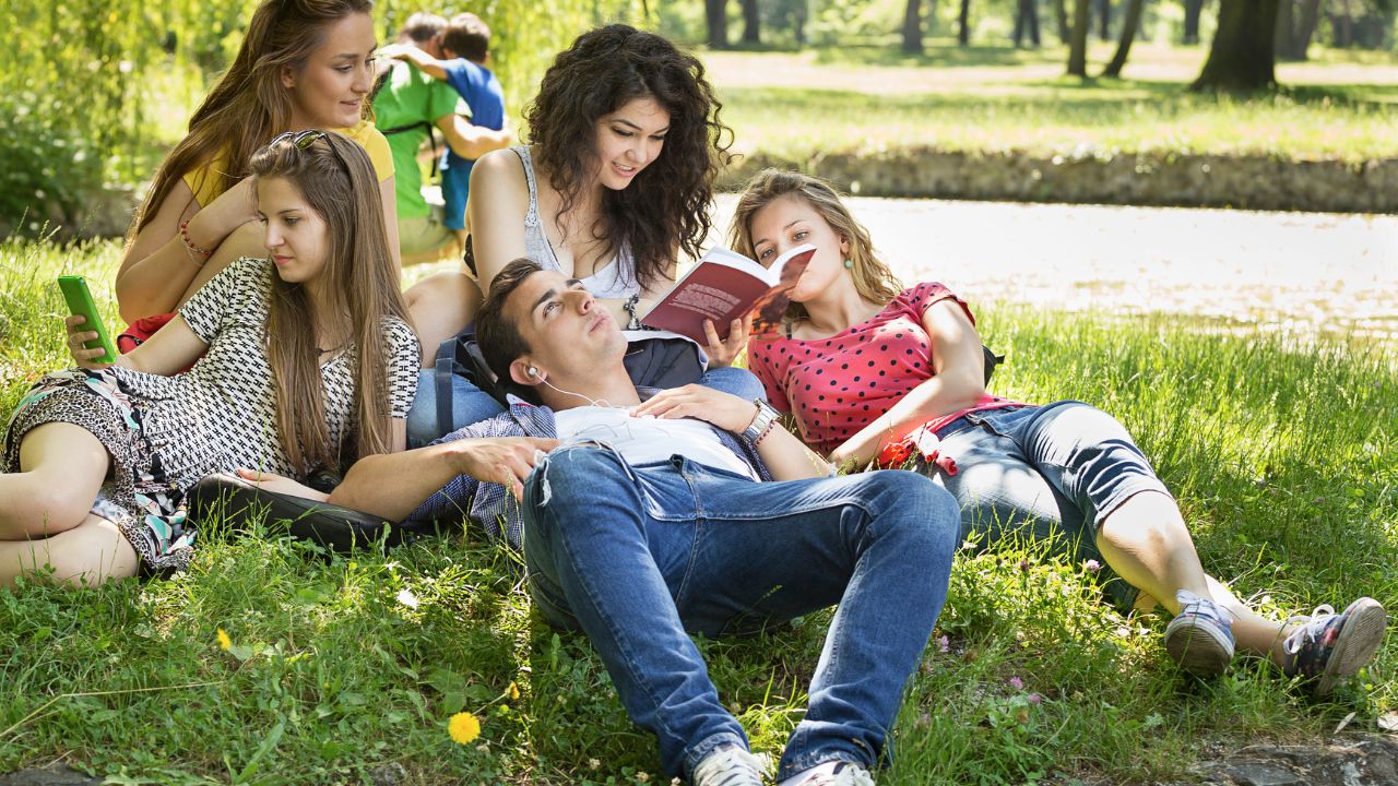 Încearcă aceste 7 trucuri pentru a-ți folosi timpul liber cum nici nu ...