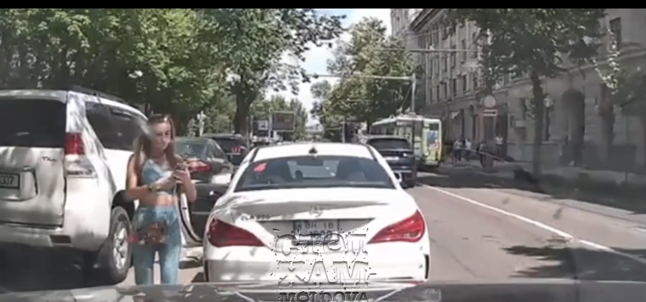 (Video)Tensiuni în trafic! Ucraineancă: „Бычечий язык” - ea.md