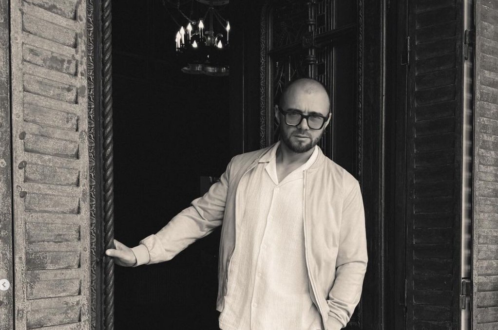 Ionel Istrati: „Am întârziat. Iartă-ne.” Doritorii de a-și lua rămas ...