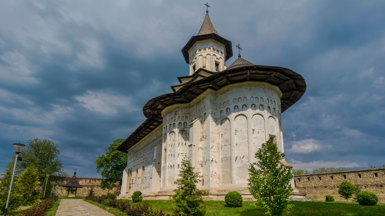 Top locuri de vizitat în Moldova - ea.md